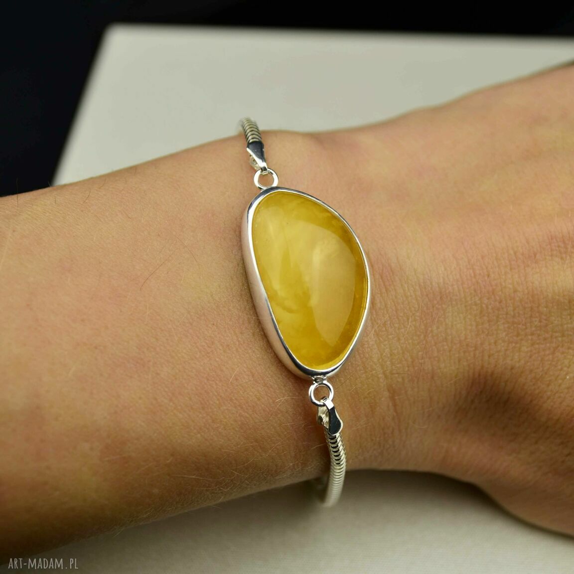 bransoletka z mlecznym bursztynem srebro ღ art-Madam.pl