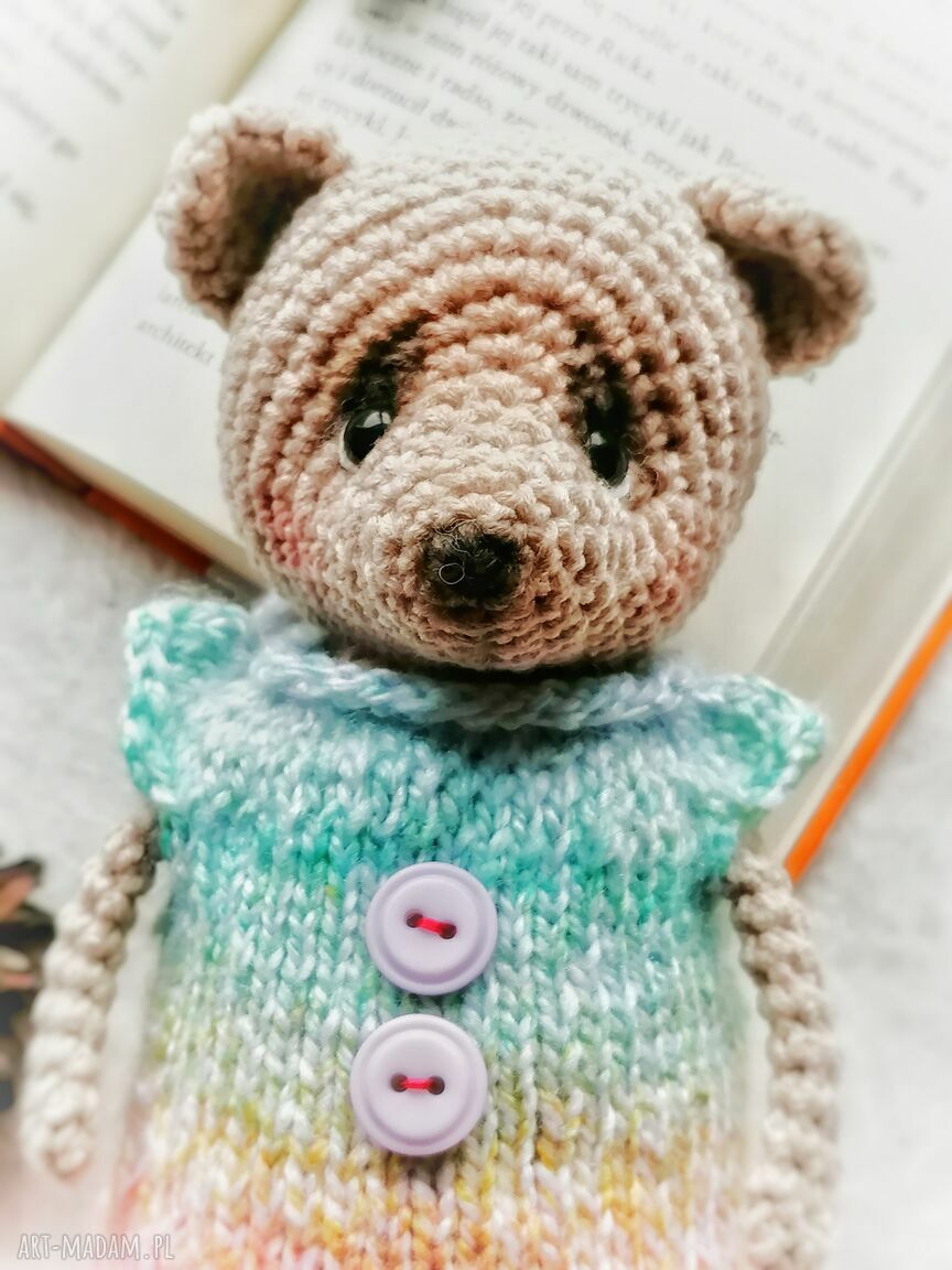 miś maskotka w kolorowym sweterku - intrygujące ღ art-Madam.pl